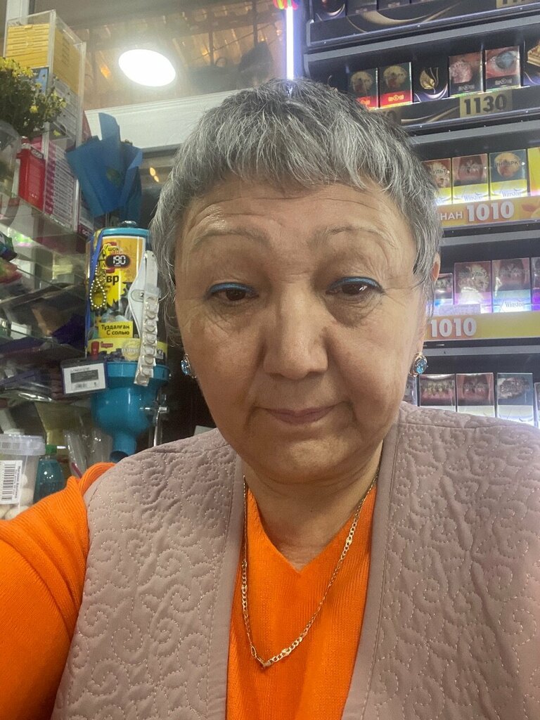 Market Bakhtiar, Zhetysu ili, foto