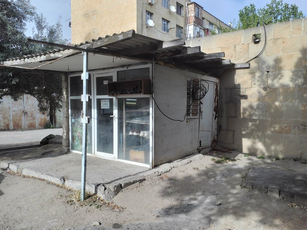 Ayakkabı tamiri Ayaqqabi temiri, Bakü, foto