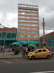 Droguería Cafam (Bogotá, Santa Fe, Carrera 13, 48-21), eczaneler  Bogota'dan
