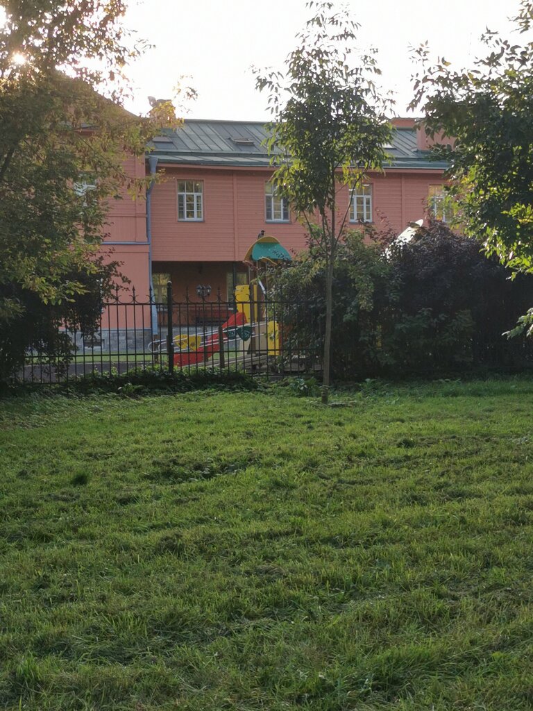 Oyun alanı Playground, Saint‑Petersburg, foto
