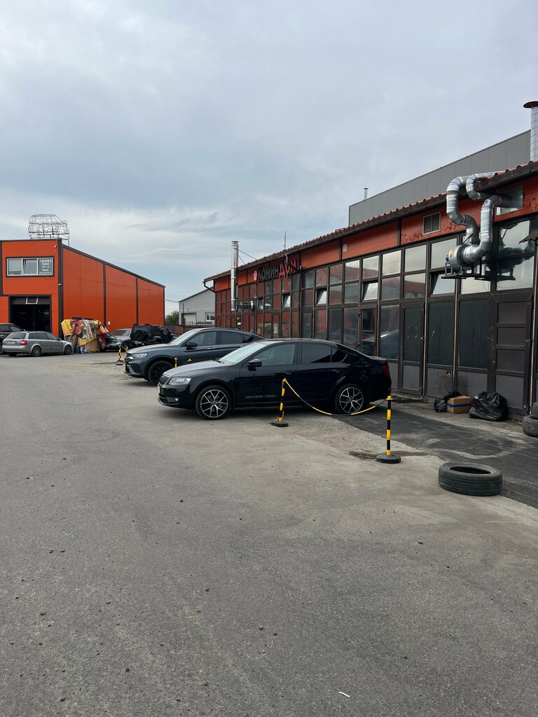 Otomobil yedek parçaları Dexai auto, Saint‑Petersburg, foto