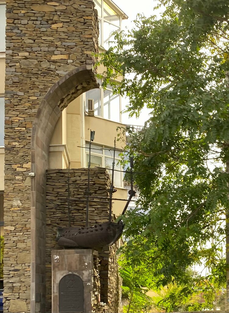 Park, sokak heykeli Темерницкая таможня, Rostov‑na‑Donu, foto