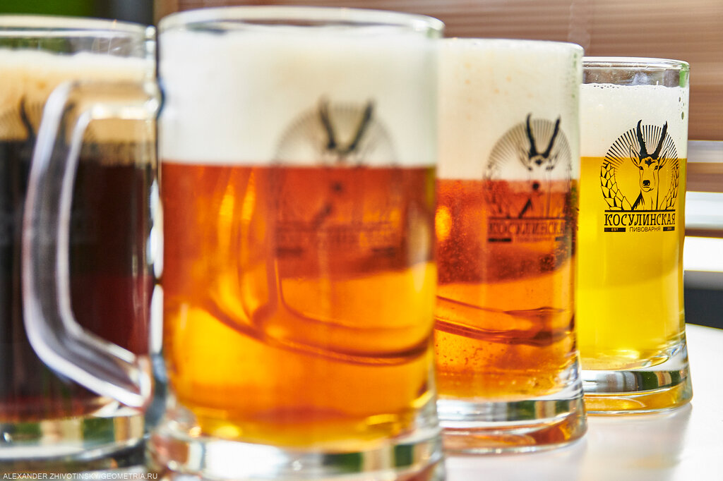 Bira dükkanı Kosulinskaya pivovarnya, Yekaterinburg, foto