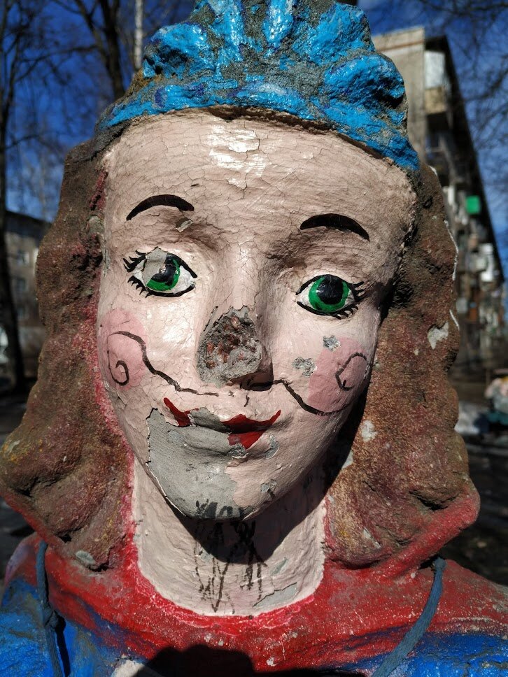 Park, sokak heykeli Белоснежка и семь гномов, Saint‑Petersburg, foto