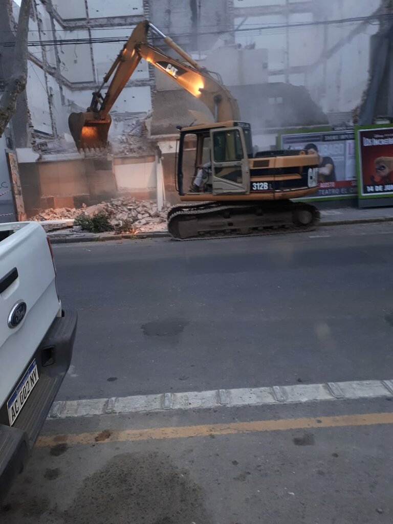 i̇nşaat firmaları Albanesi Demoliciones, , foto