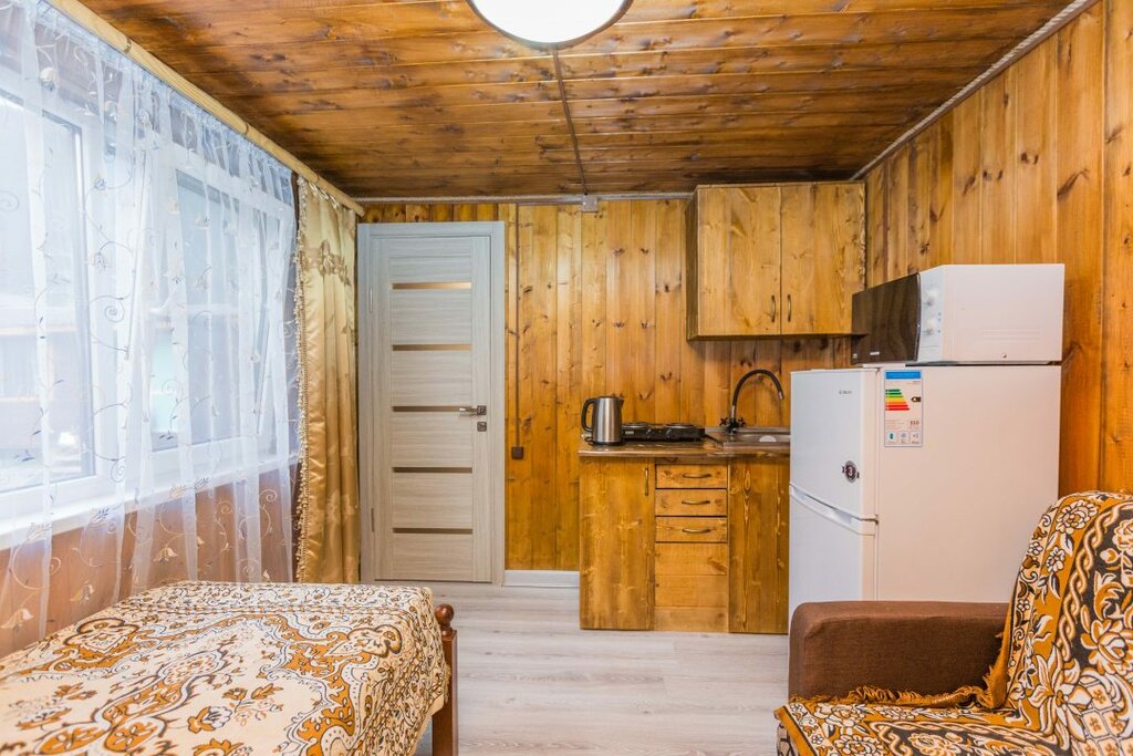 Resort oteller, tesisler Rash, Karaçay‑Çerkez Cumhuriyeti, foto