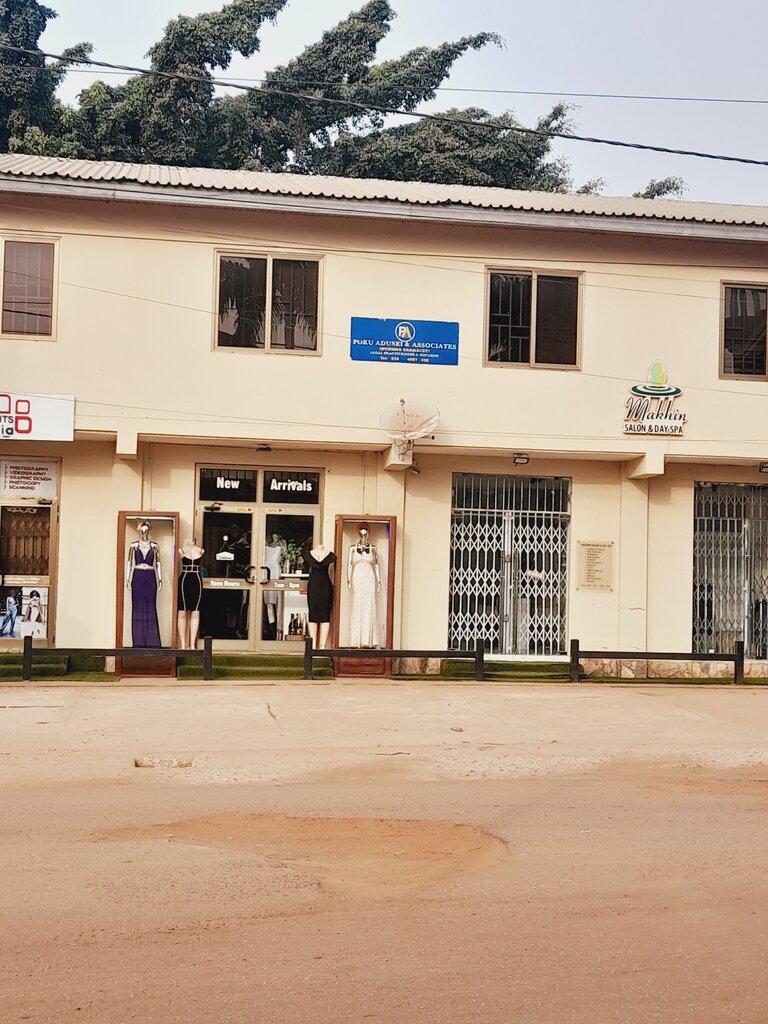 Hukuk büroları Poku adusei & associates, Dünya, foto