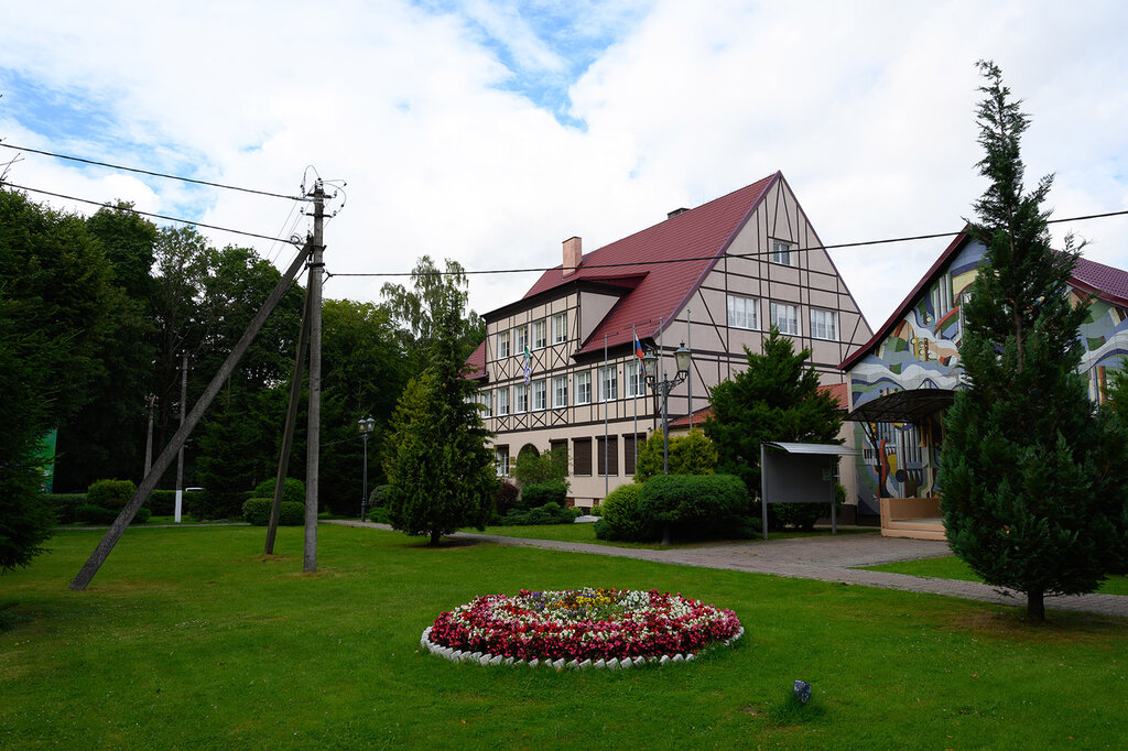 Spor okulları Спортивная школа, Guryevsk, foto
