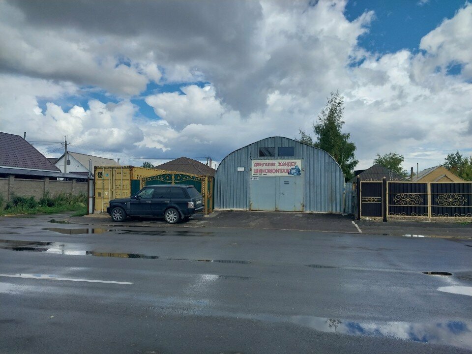 Oto lastik tamiri Tire Fitting, Astana, foto