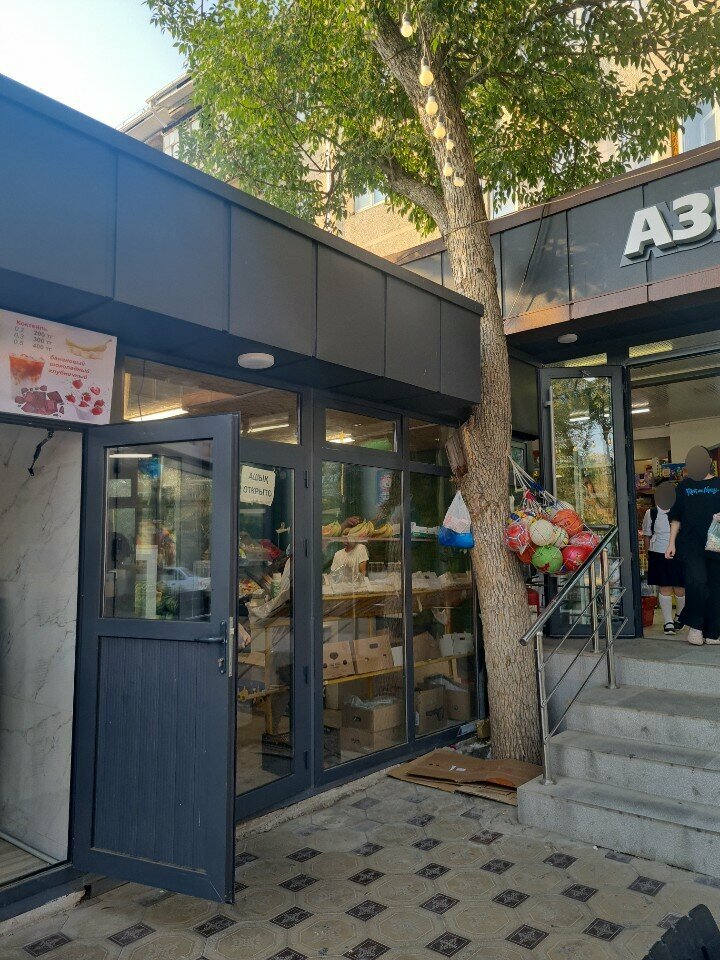 Manavlar Fruit and Vegetable Sales Point, Çimkent (Şımkent), foto