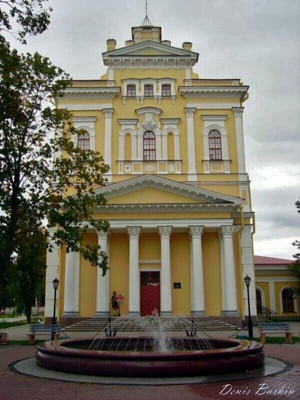 Çeşme Fountain, Kronstadt, foto