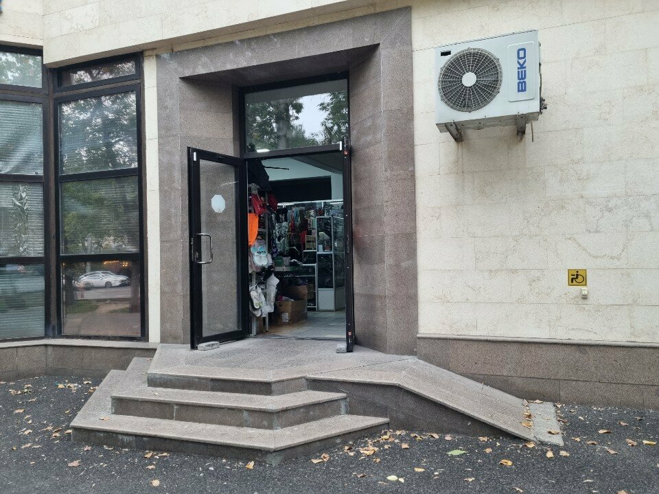 Züccaciye mağazaları Boutique for Tableware Sales, Almatı, foto