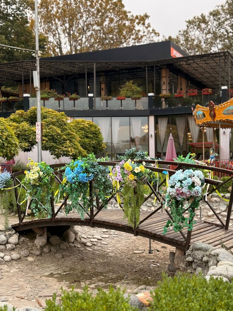 Atraksiyon Верёвочный парк, Vladikavkaz, foto