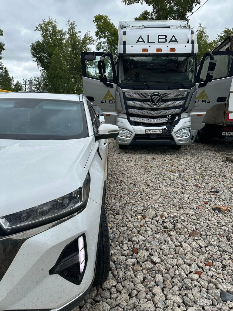 Kamyonların onarımı СпецТракСервис, Krasnoyarski krayı, foto