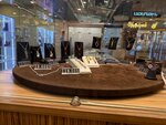 Lazzare & Darkins (Tsitsernakaberd Highway No:3), kuyumcular  Erivan'dan