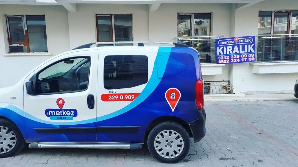 Emlak ofisi Merkez Emlak, Ankara, foto