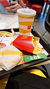 McDonald's (Kemalpaşa Mah., Cumhuriyet Meydanı No:30 17100, Çanakkale Merkez, Çanakkale), fast food  Çanakkale'den