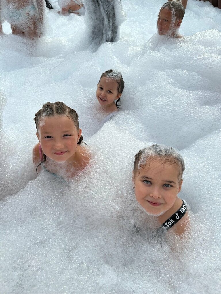 Resort oteller, tesisler Flamingo, Karağandı eyaleti, foto