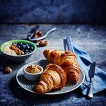 Lokwa (Balıkesir, Edremit, Yolören Mah., Çanakkale Bul., 110), pasta, şekerleme ve tatlı  Edremit'ten