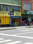 Ferretería y eléctricos Adge (Bogotá, 86th Lane Avenue, 75-09), yapı mağazası  Bogota'dan