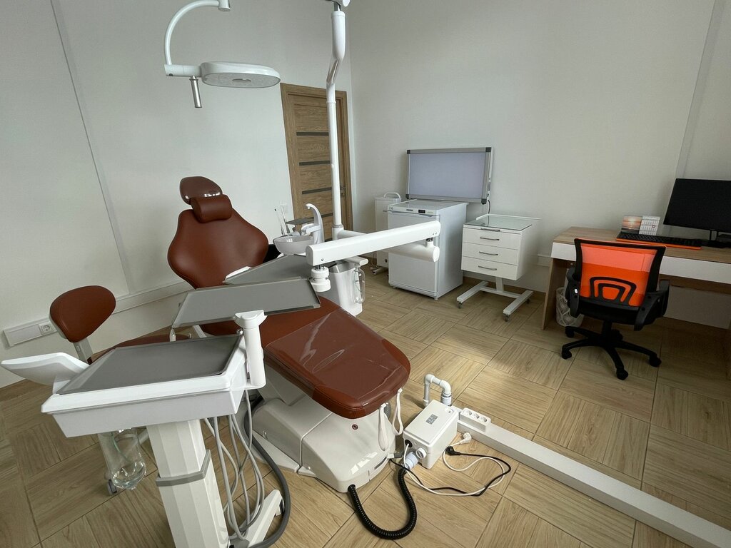 Özel ağız ve diş sağlığı klinikleri ve muayenehaneleri Demo stomatologiya, Novosibirsk, foto