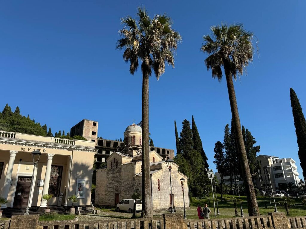Turizm acenteleri Abhazbereg, Pitsunda, foto