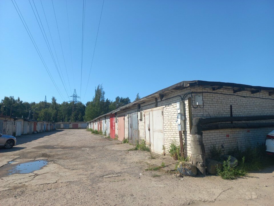 Garajlar ГК Волна-2, Sosnoviy Bor, foto