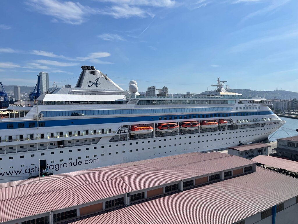 Unutulmaz olayların yeri Izmir Cruise Pirs, İzmir, foto