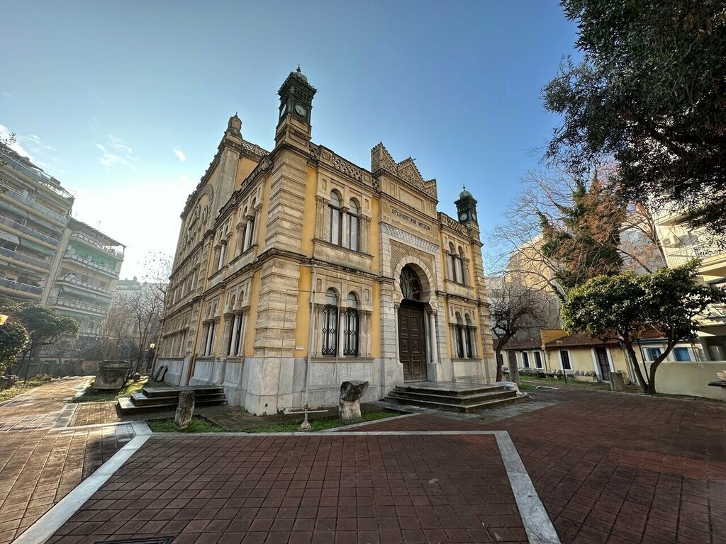 Müzeler ve sanat galerileri Новая Мечеть - Старый археологический музей, Selanik (Thessaloniki), foto