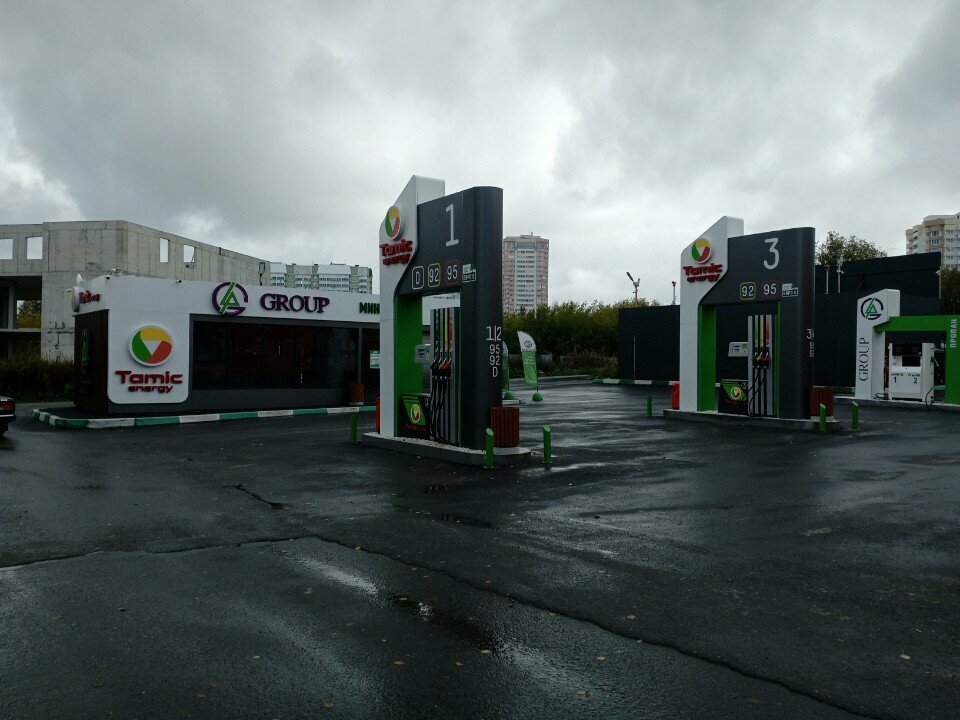 Benzin istasyonu Tamic Energy, Yekaterinburg, foto