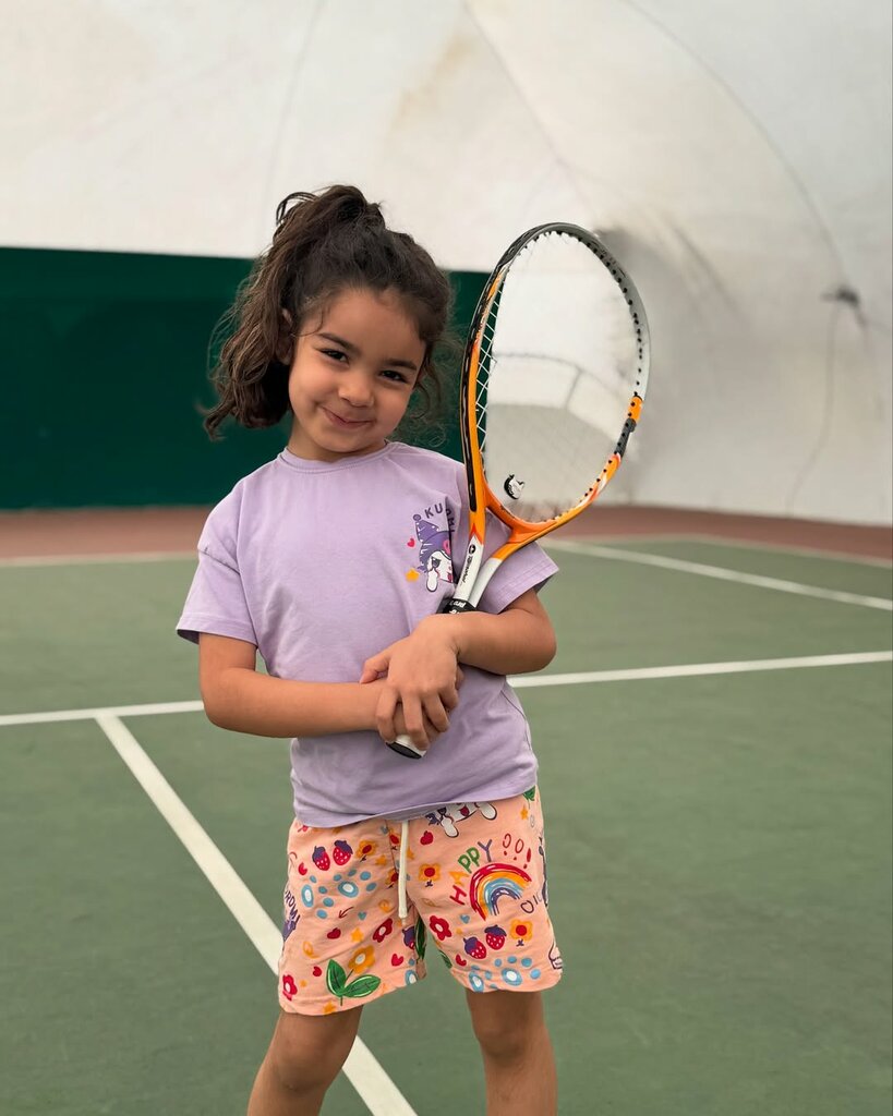 Tenis kulüpleri ve kortları Serdivan Mavi Tenis Kulübü, Serdivan, foto