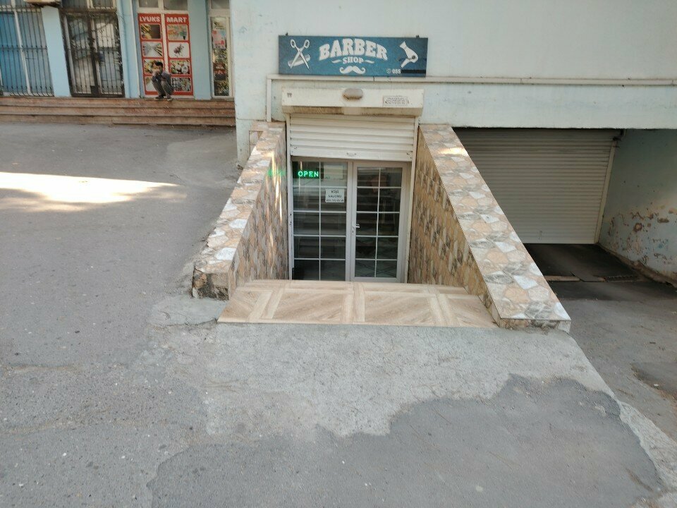 Berberler Barber Shop, Bakü, foto