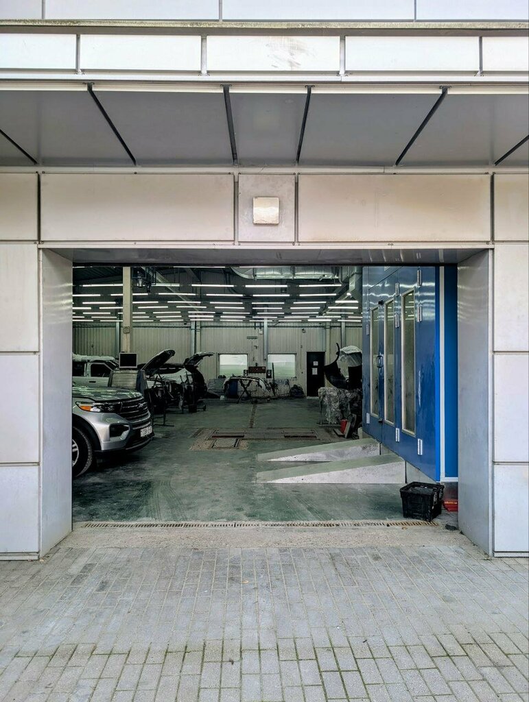 Araba boyama Kuzov Help, Minsk, foto