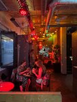 Ясно (Bolshoy Tryokhsvyatitelsky Lane No:2/1с8), kafe  Moskova'dan