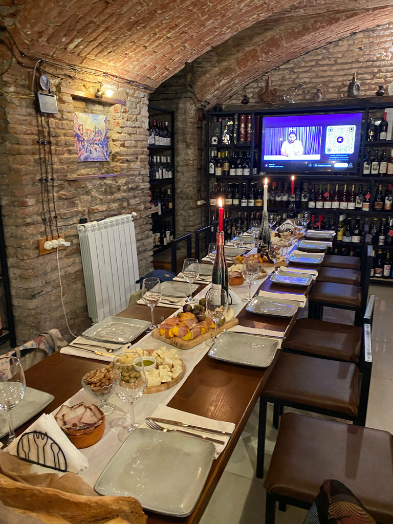 Alkollü içecekler Wine Warehouse, Tiflis, foto