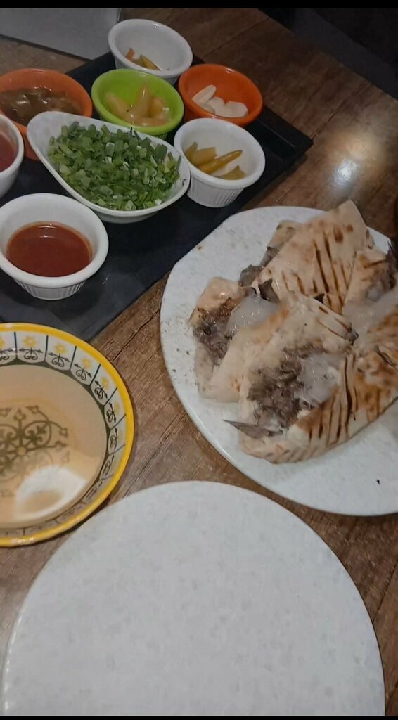 Kafe Bunyod Hamburg, Ürgenç, foto