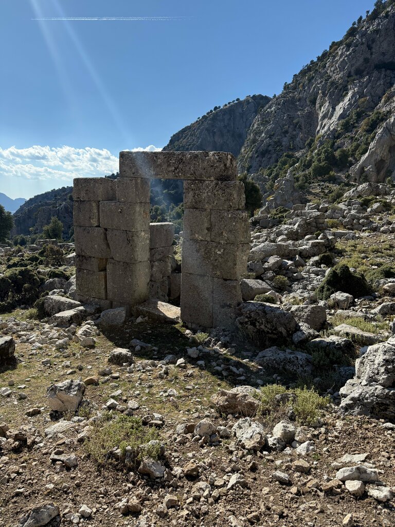 Turistik yerler Kapıkaya Antik Kenti, Isparta, foto