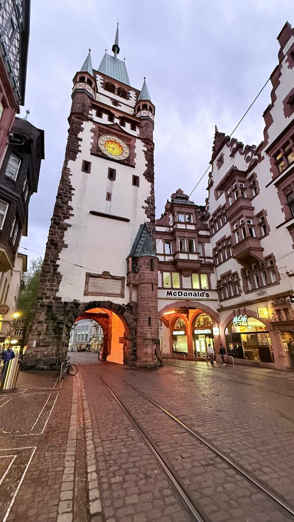 Otel Courtyard by Marriott Freiburg, Baden‑Wurttemberg, foto