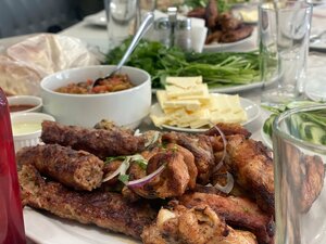 Шашлык Раз, Два! (Tsentralnaya ulitsa No:2А, Settlement of Zverosovkhoza, Russian Federation), kafe