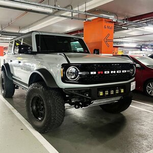 Radical Customs Garage LLC (10, 34 Street, Ras Al Khor Industrial 2, Ras Al Khor, Dubai), otomobil servisi  Dubai'den