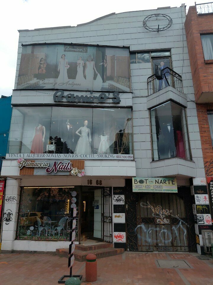 Giyim mağazası Ramiro's Alta Costura, Bogota, foto