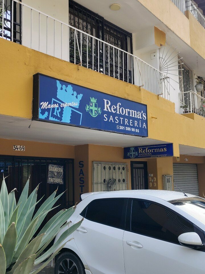 Giyim mağazası Reformas sastreria, Medellin, foto