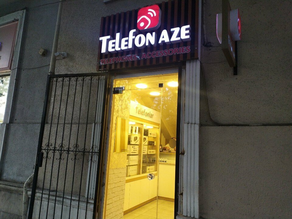 Cep telefonu ve aksesuarları satış mağazaları Telefon Aze, Bakü, foto