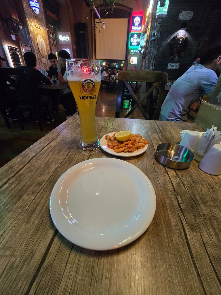 Bar Koleso+, Bakü, foto