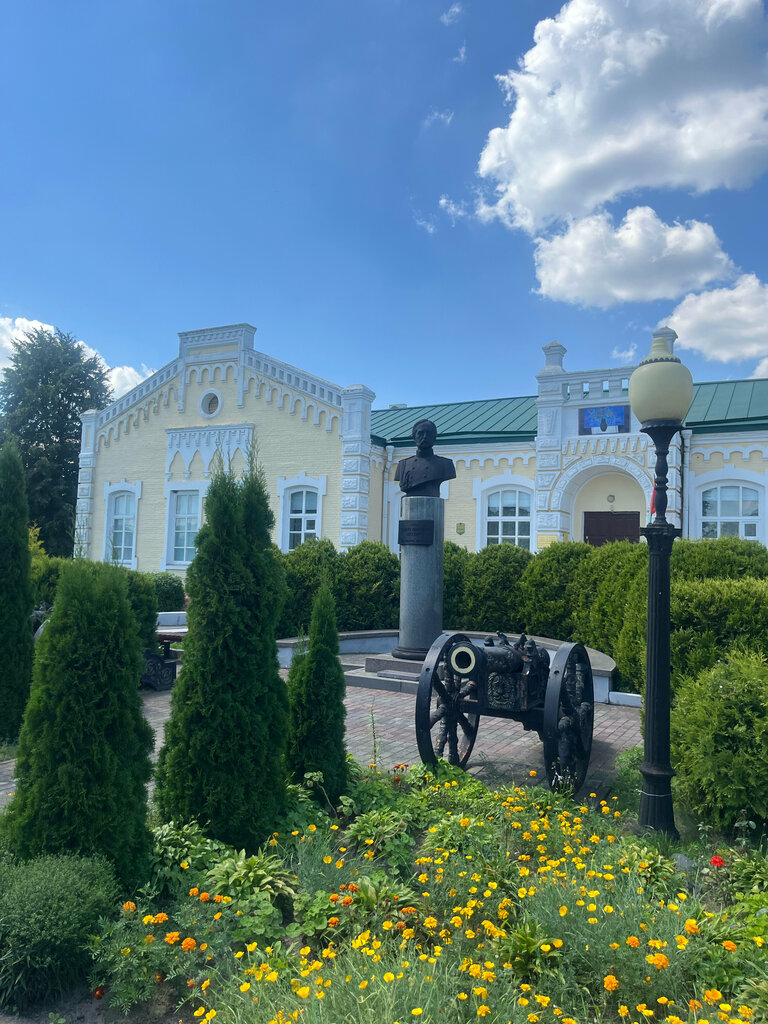 Anıt, heykel Ф.И. Паскевич, Dobruş, foto