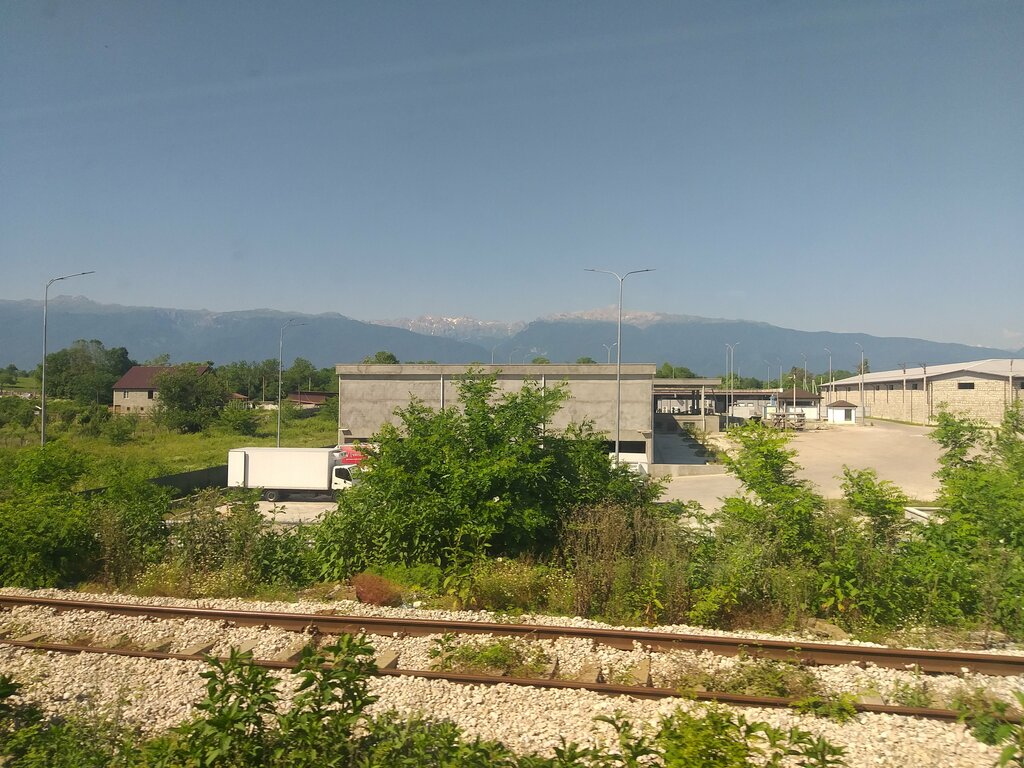 Yük istasyonu остановочный пункт Эшера, Sukhumi Bölgesi, foto