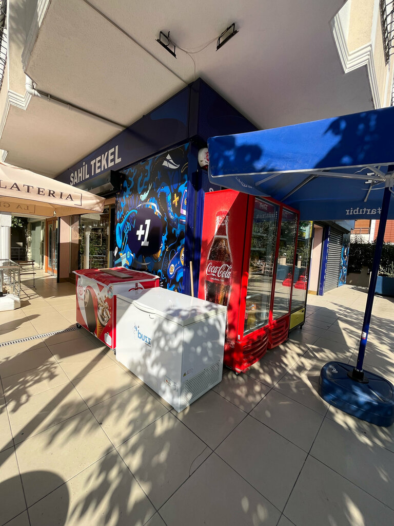 Alkollü içecekler Sahil tekel, İstanbul, foto