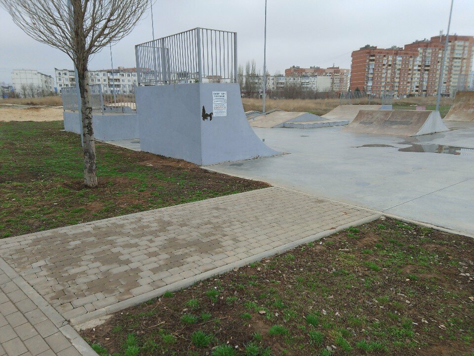 Kaykay parkı Скейт-парк, Voljski, foto