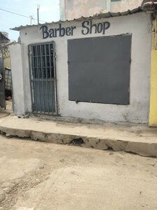 Barber Shop (Luanda Province, Municipality of Luanda, Inorade), berberler  Loanda'dan