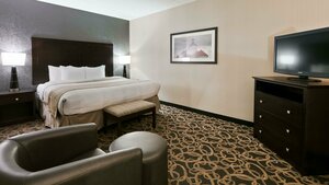 Best Western Ramkota Hotel (Washington, Grays Harbor County, Aberdeen, West 8th Street), otel  Aberdeen'den